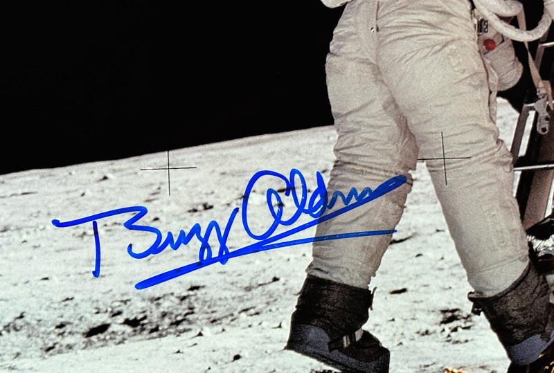 Buzz Aldrin signed 16x20 Photo